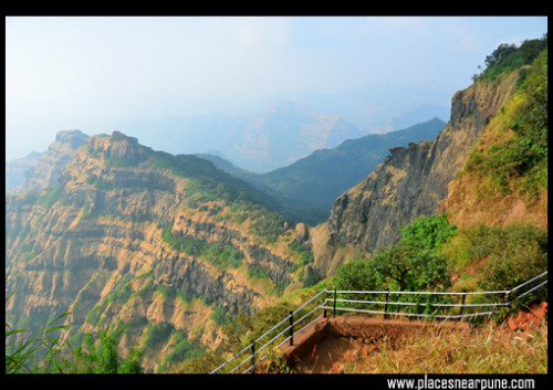 Arthur’s seat view point in Mahabaleshwar – Places near Pune and Mumbai