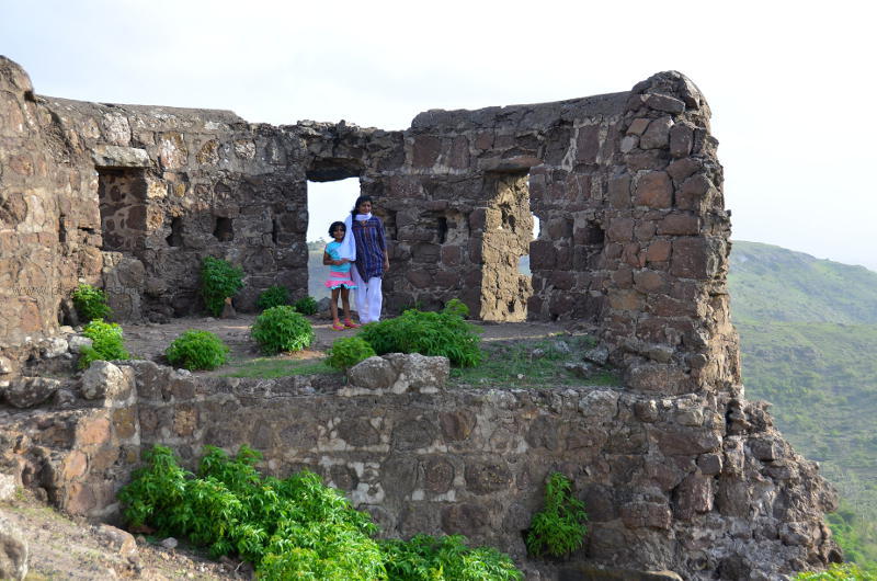 Malhargad – Sonori Fort – near Dive Ghat – Places near Pune and Mumbai
