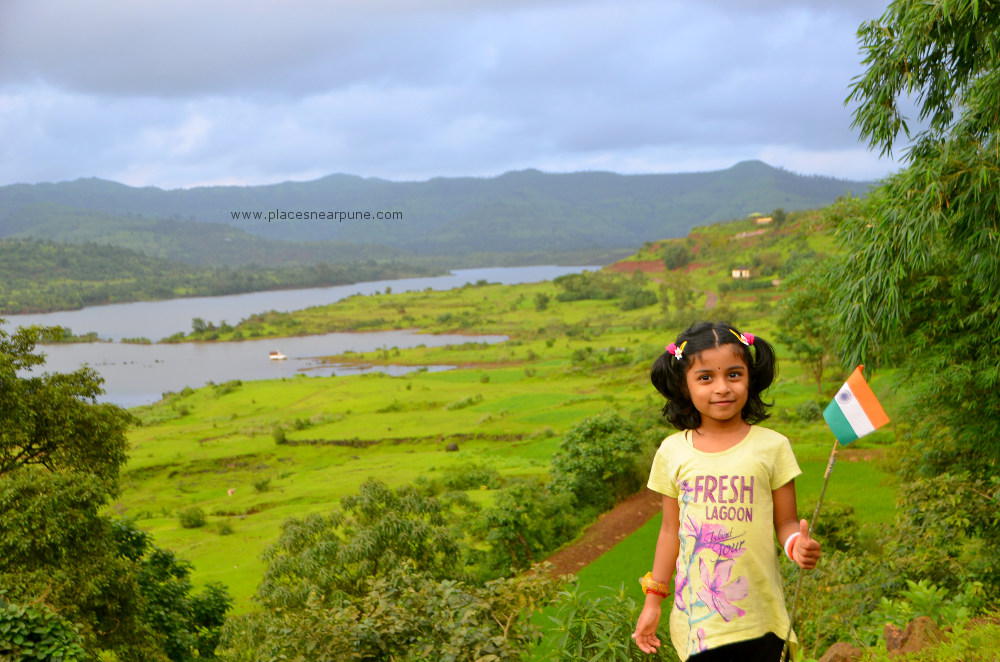 Road Trip to Madhe Ghat Waterfall – Places near Pune and Mumbai