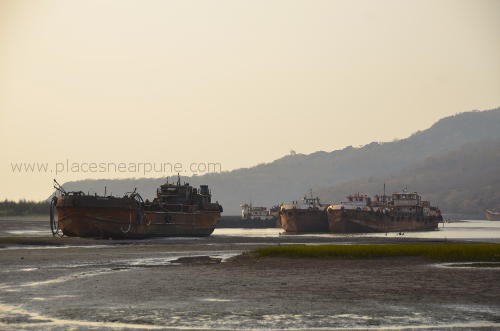 Kelshi beach on the konkan coast – Places near Pune and Mumbai
