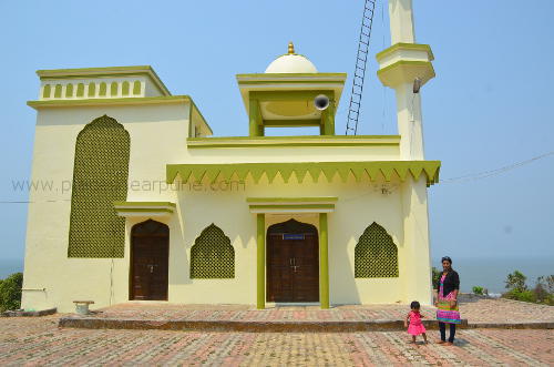 Kelshi beach on the konkan coast – Places near Pune and Mumbai