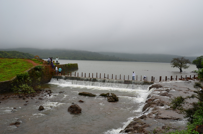Vajrai Waterfalls near Kaas, Satara – Places near Pune and Mumbai