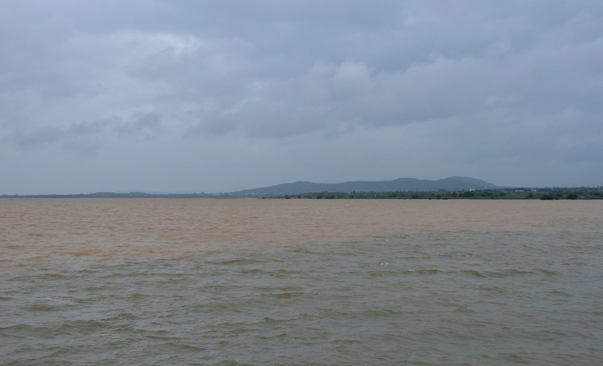 A super scenic road trip to Veer Dam – Places near Pune and Mumbai