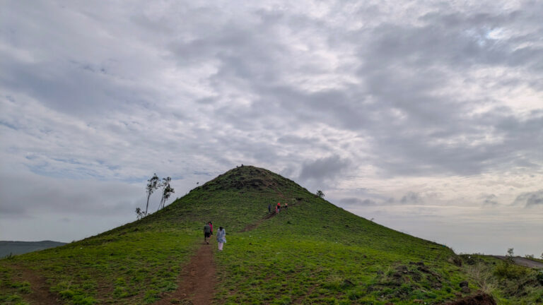 Chaturmukh Shiv Temple near Bopdev Ghat – Places near Pune and Mumbai
