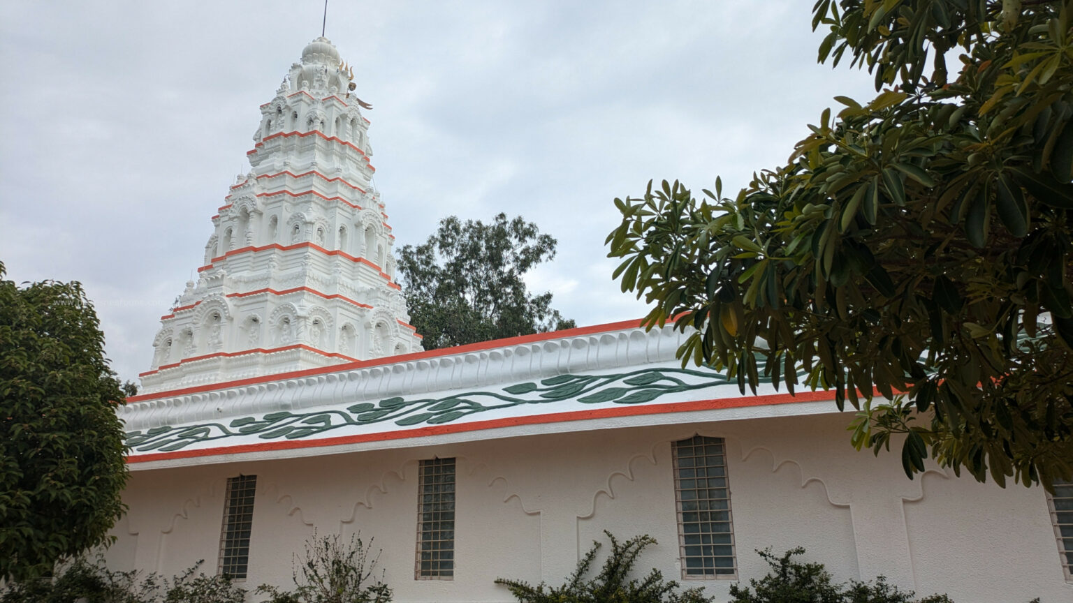 Chaturmukh Shiv Temple near Bopdev Ghat – Places near Pune and Mumbai